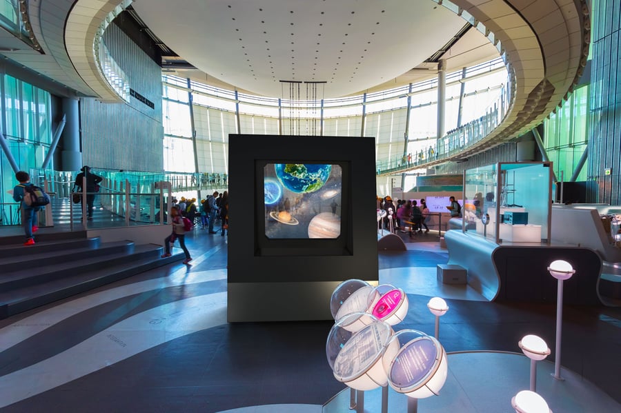 MUSEUMS ARE BECOMING IMMERSIVE ENVIRONMENTS